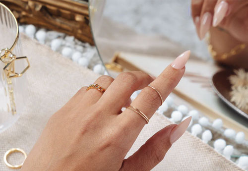 Aprés Gel-X: The Latest in Neutral Nail Trends